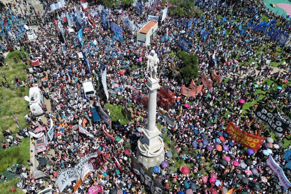 Argentines protest Milei's economic reforms