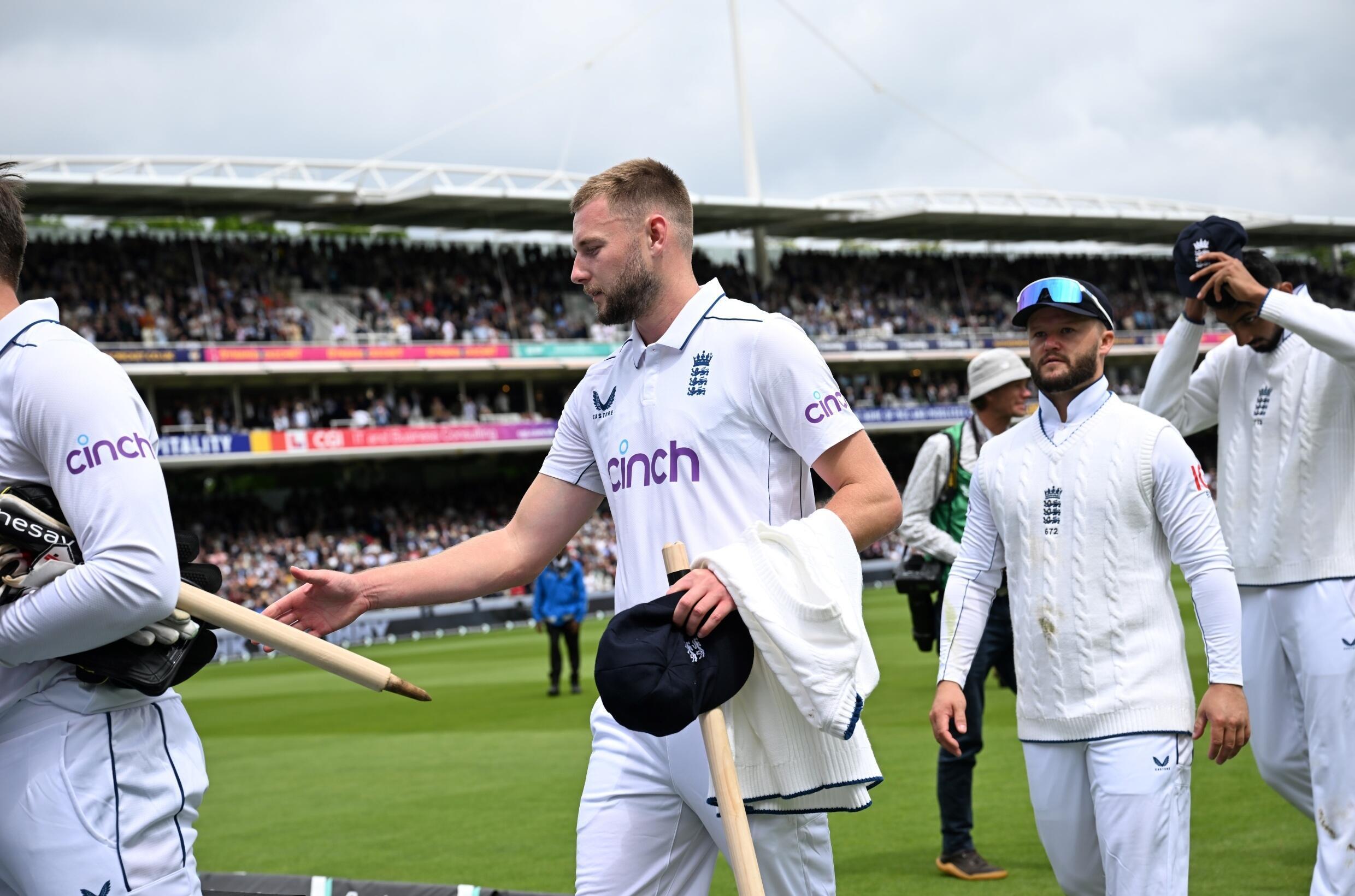 England great Anderson proud as 'best job in the world' ends at last