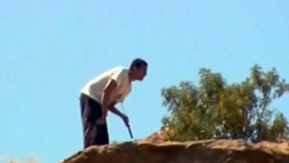 Sword-wielding porn actor dies after cliff-top standoff