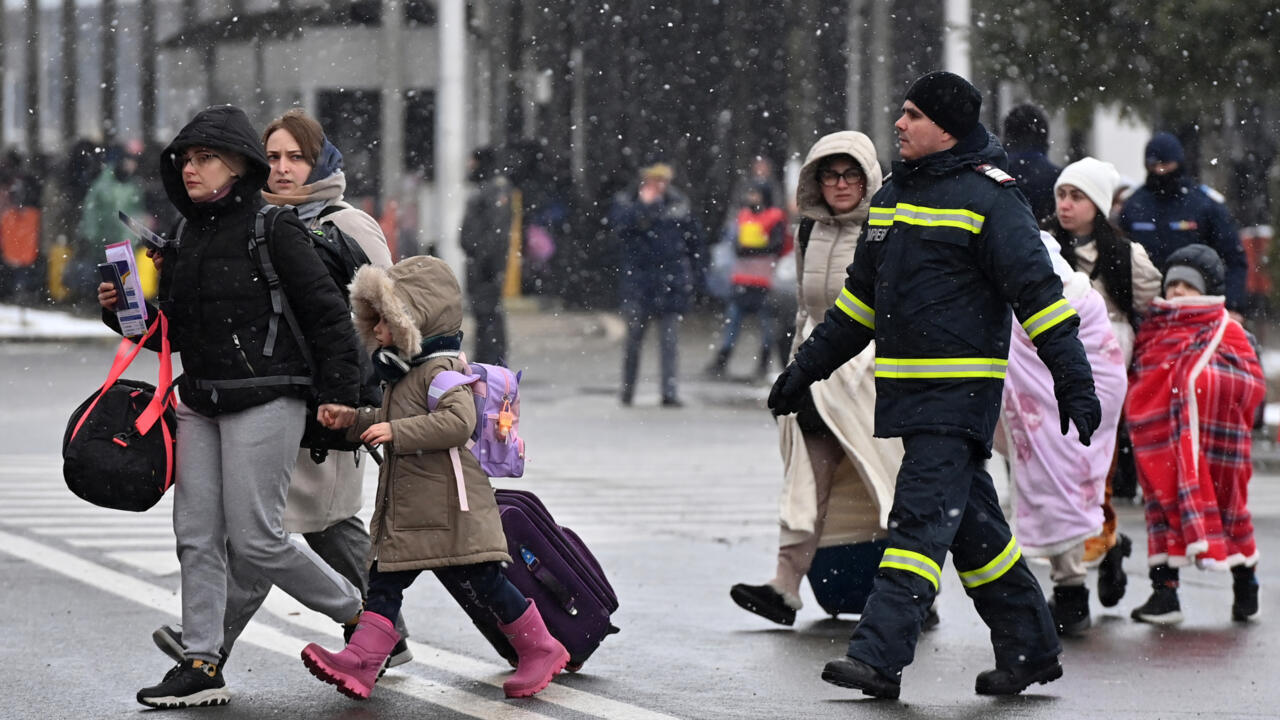 The precious rucksacks key to unlocking Ukrainian kids' war trauma