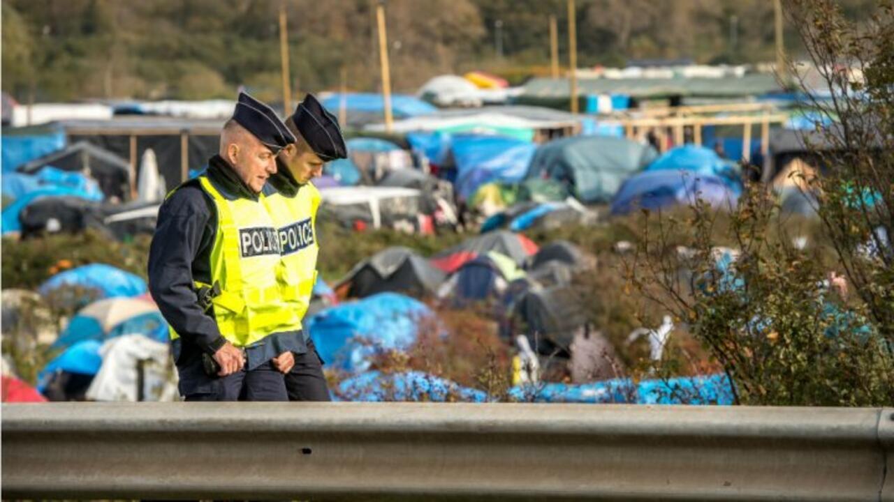 France says Calais border will remain closed to migrants despite Brexit