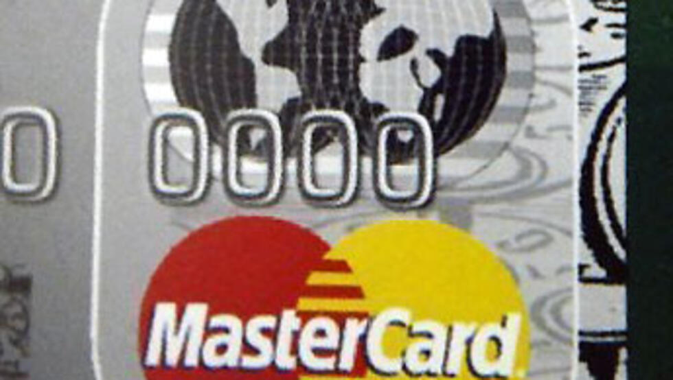 Hackers attack Mastercard and Visa to support Wikileaks