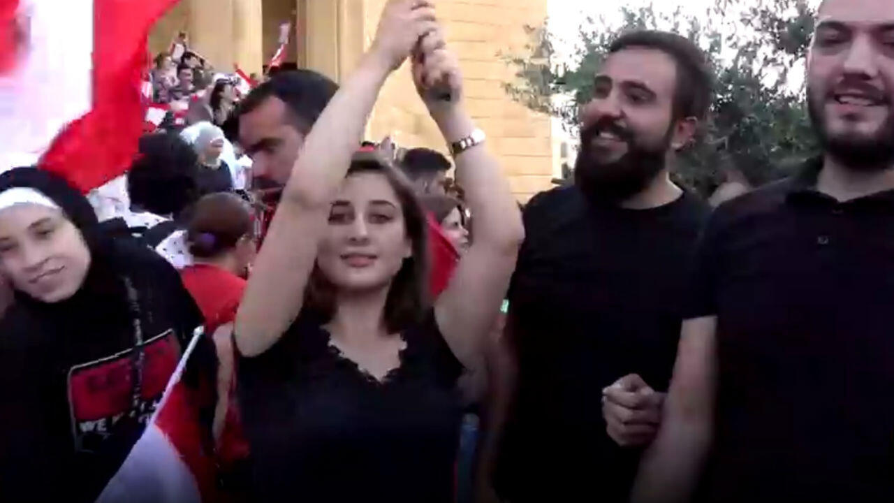 À Beyrouth, les manifestants libanais unis pour "obtenir un changement"