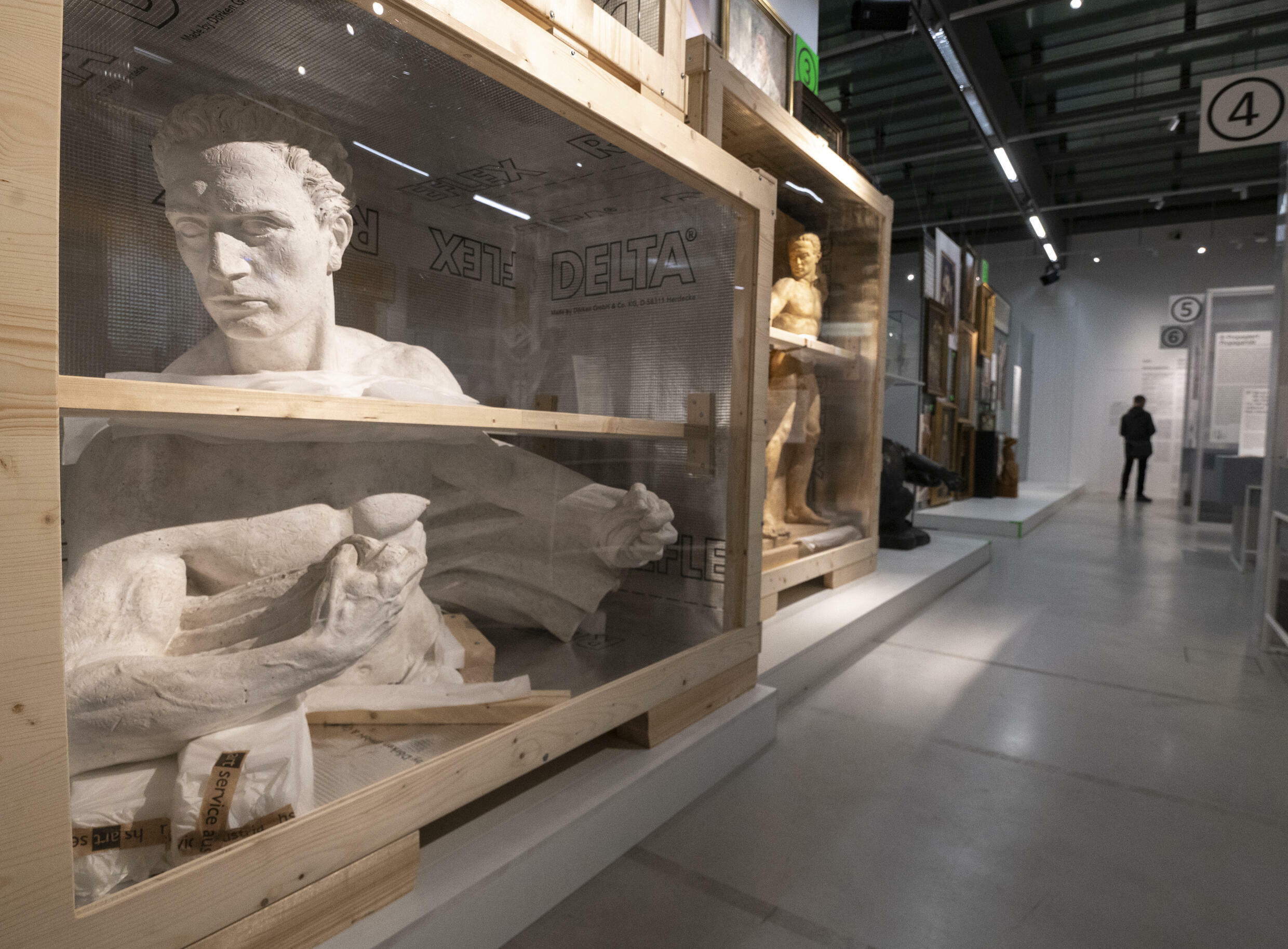 Vienna Nazi art show seeks to address WWII legacy