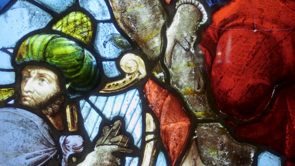 El arte del vitral en Chartres, una historia ancestral