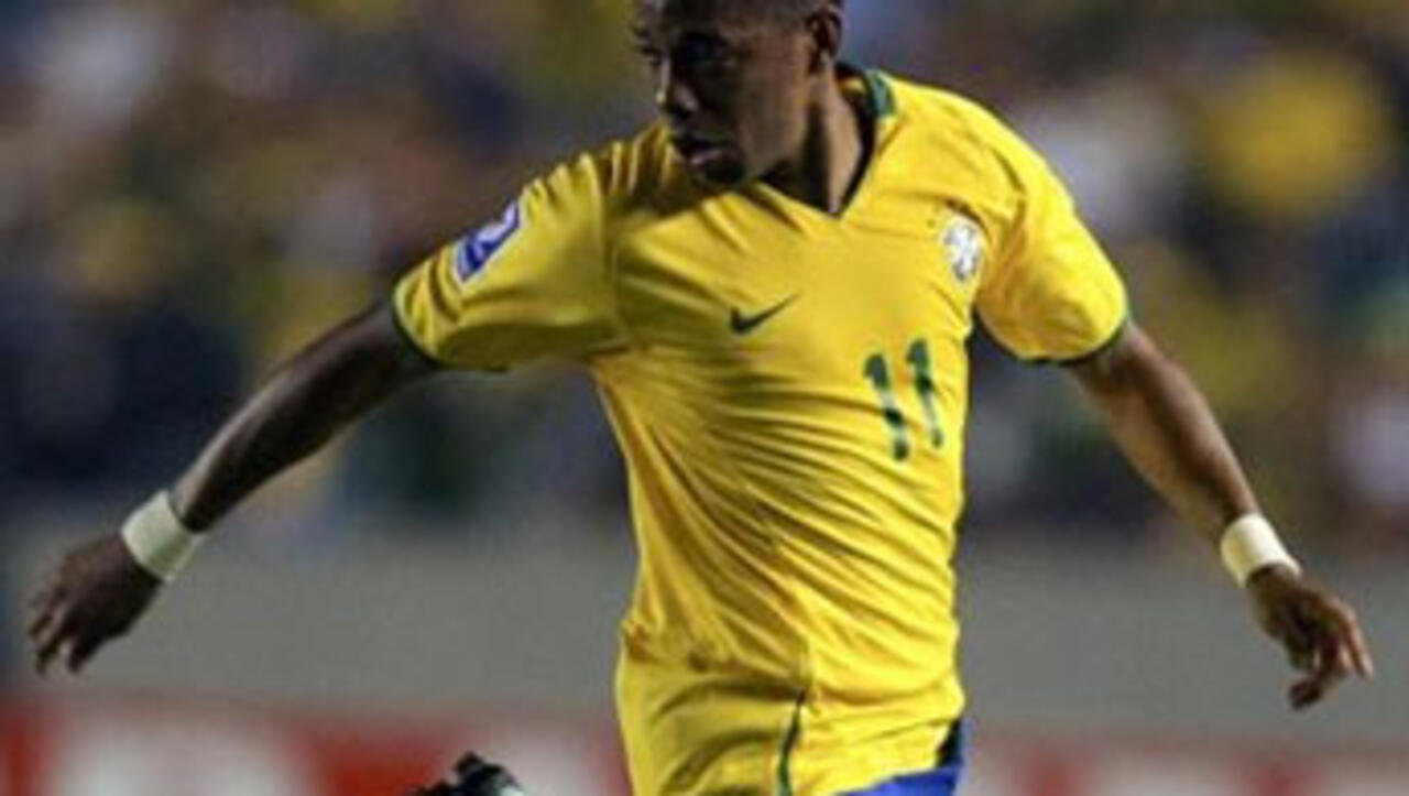 Robinho threatens to sue Pele after drug accusation - France 24