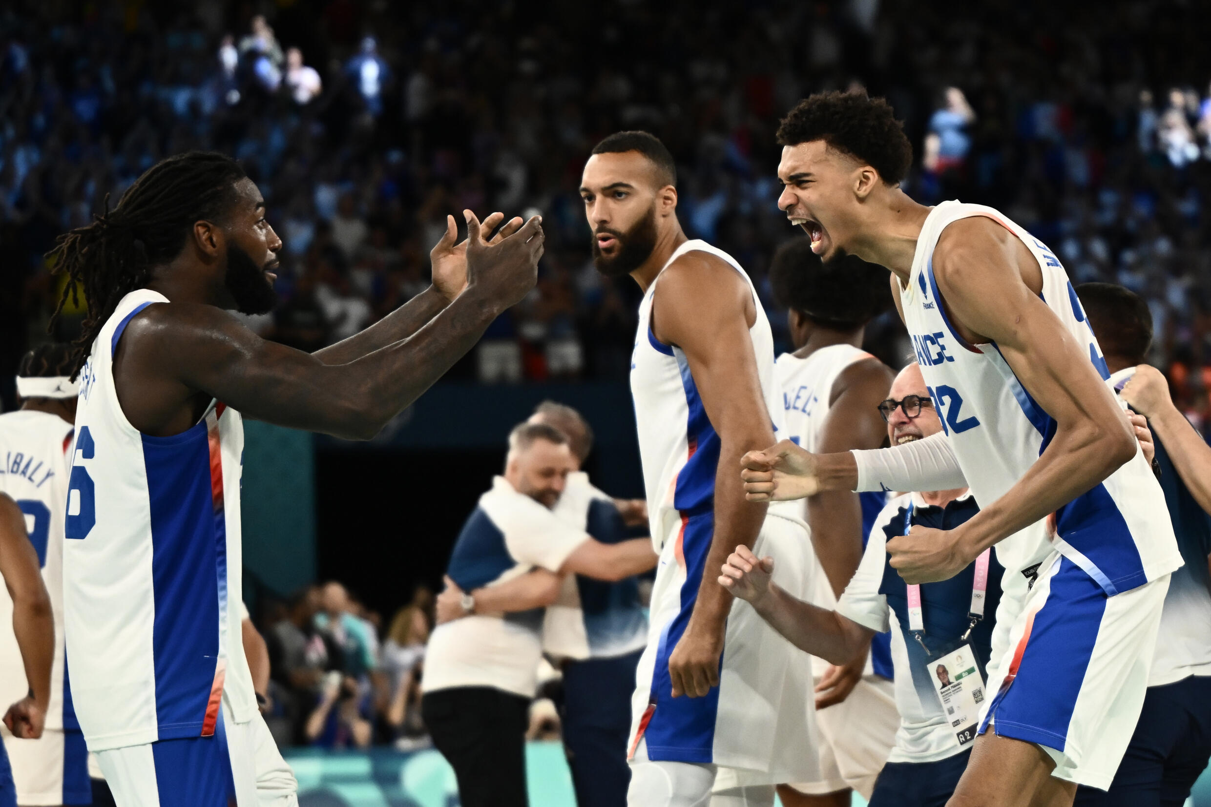 USA face France in mouthwatering Olympic men's basketball final