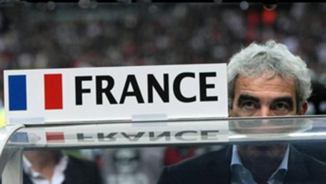 Domenech est maintenu à la tête des Bleus - France 24