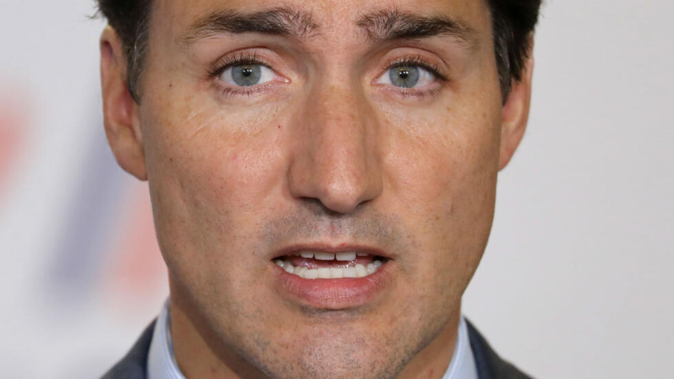 Justin Trudeau s'excuse après la publication d'une vieille photo de ...