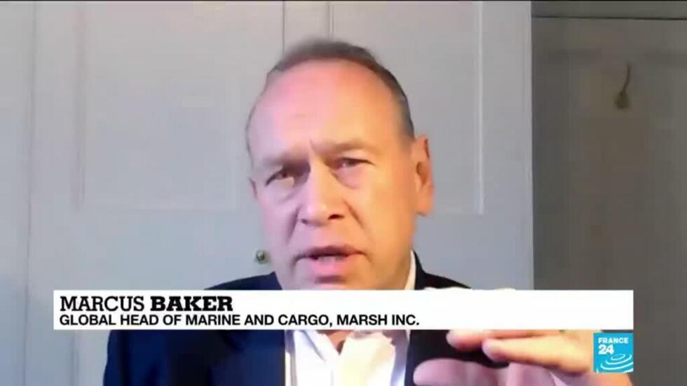 Ship blocking Suez Canal like 'beached whale' could be stuck for weeks ...