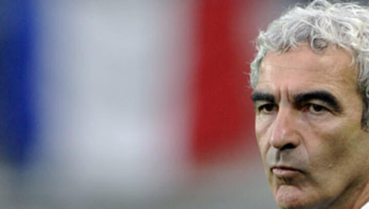 Domenech préfère Gomis à Cissé