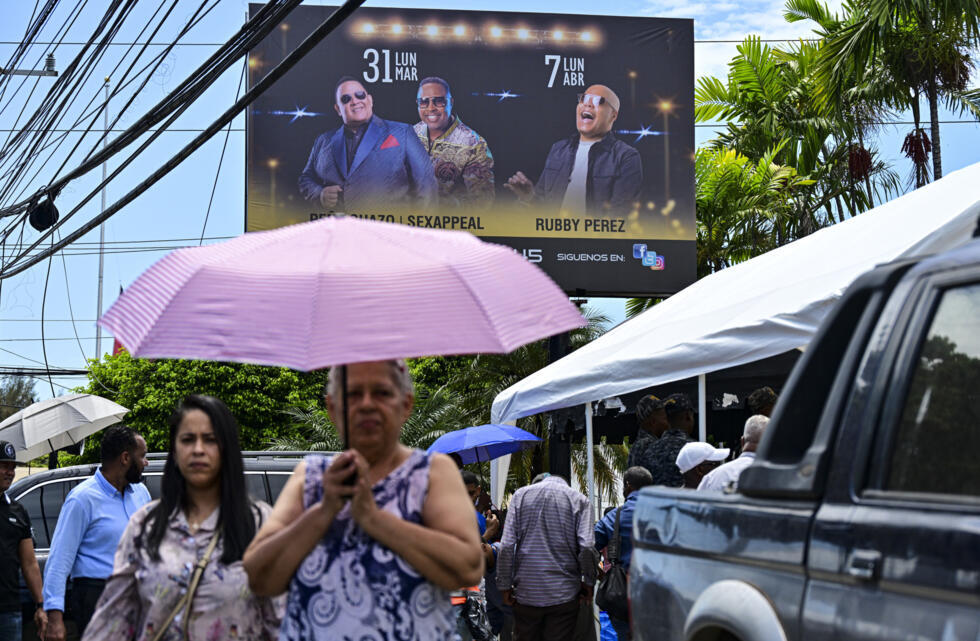 Family bid farewell to merengue singer, killed in Dominican nightclub disaster