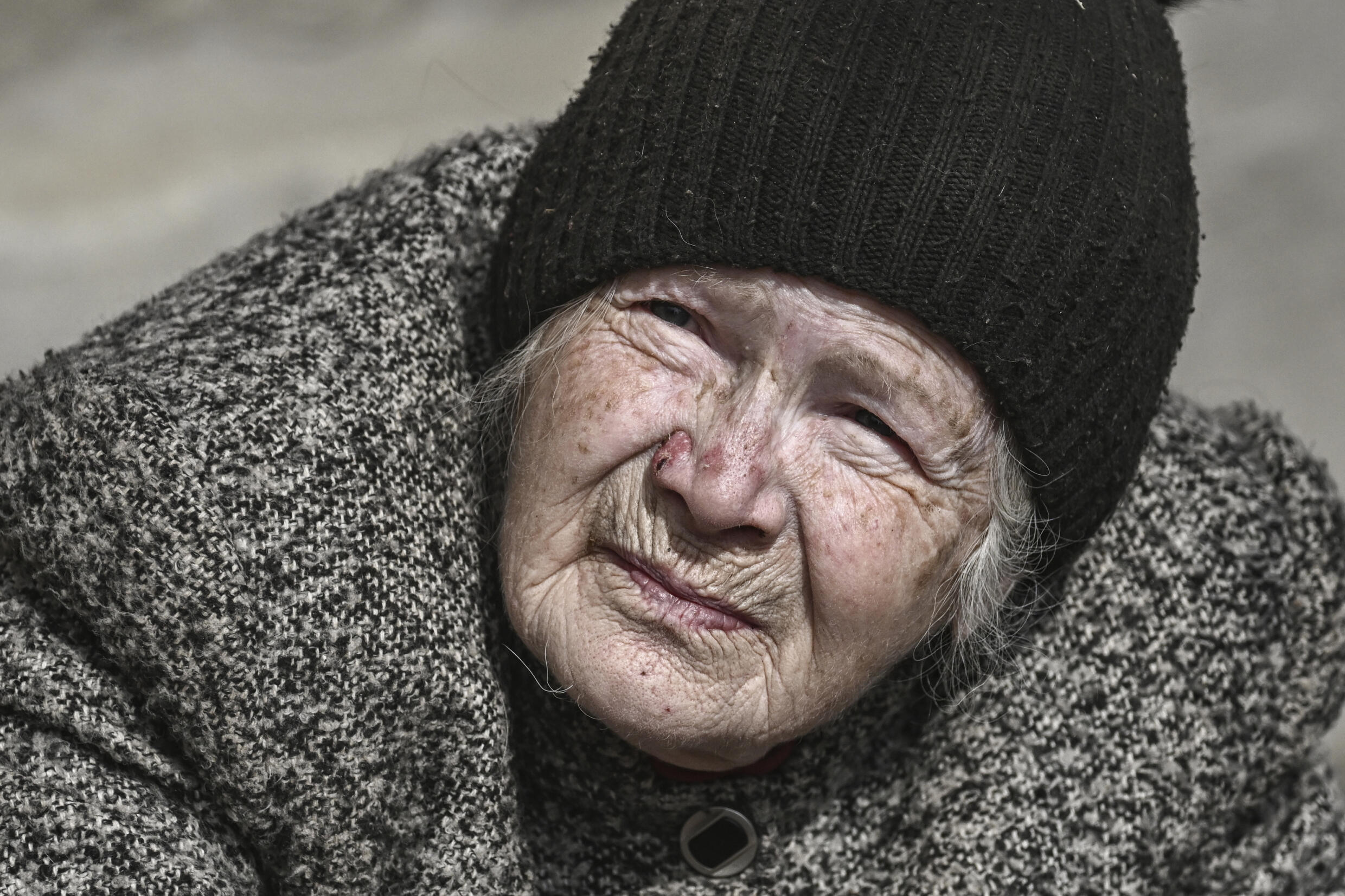 As winter ends, a garden takes shape near Ukraine frontline