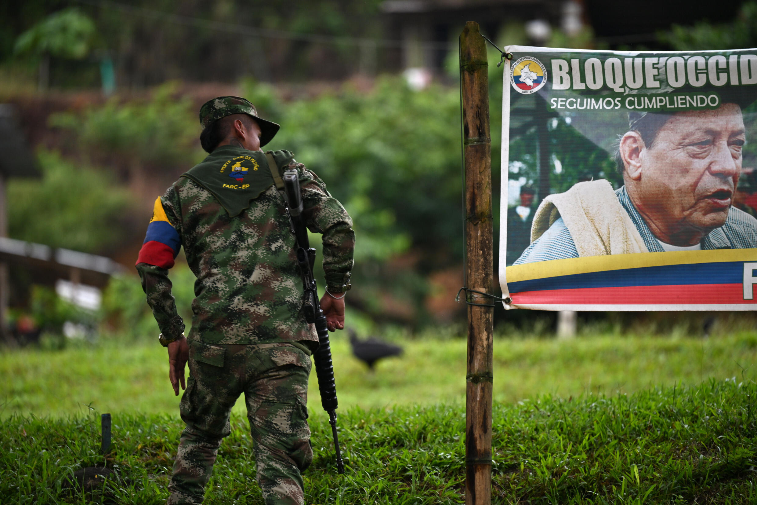 Colombian rebels holding Amazon hostage in peace talks