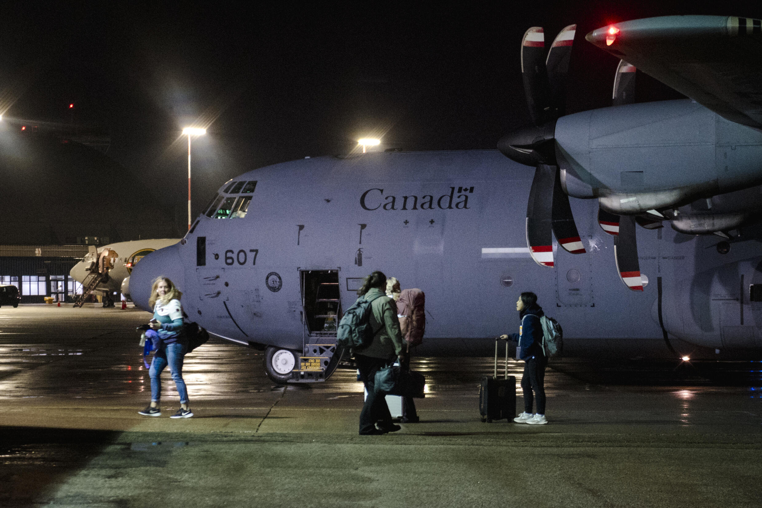 Residents of western Canada race to evacuate as wildfires rage