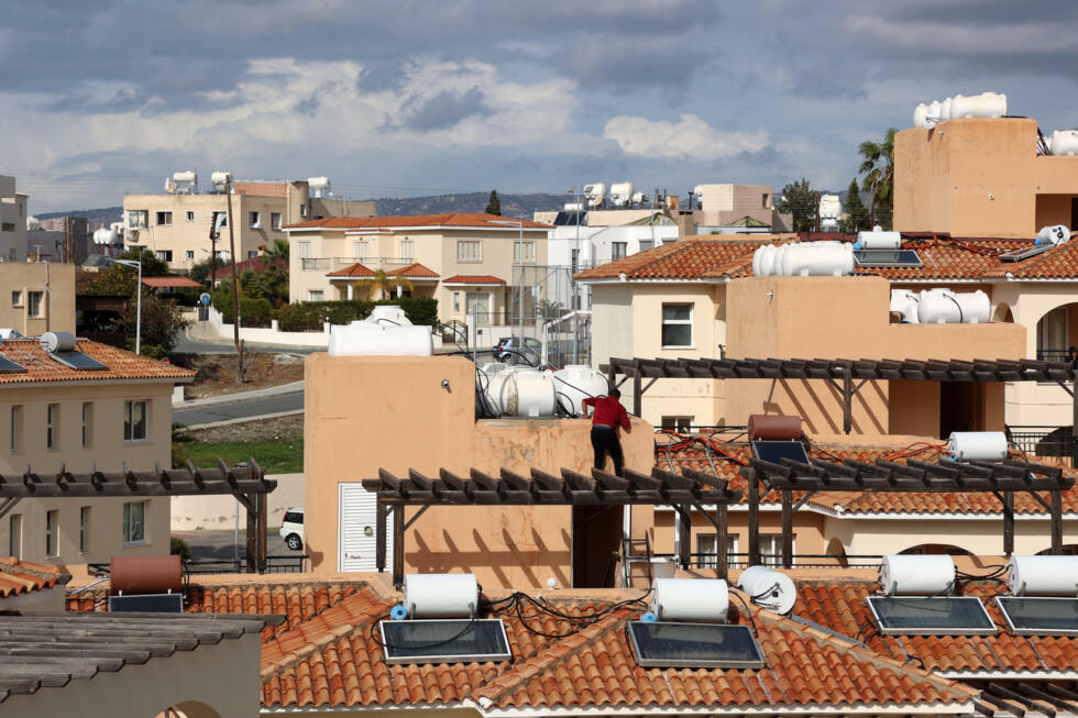 Godsend or 'ghetto': Syrian migrants flock to small Cyprus town