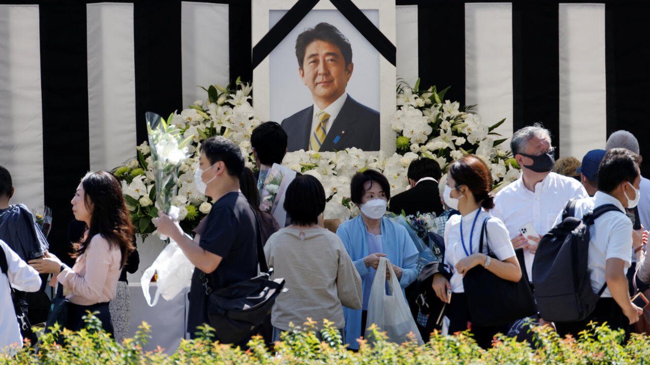 Un Japón dividido despide en polémico funeral de Estado al ex primer ministro Shinzo Abe