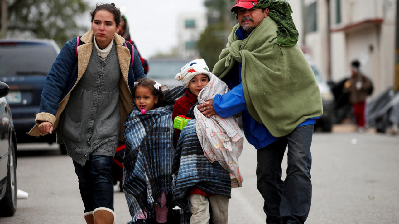 US Supreme Court maintains pandemic policy used to limit immigration