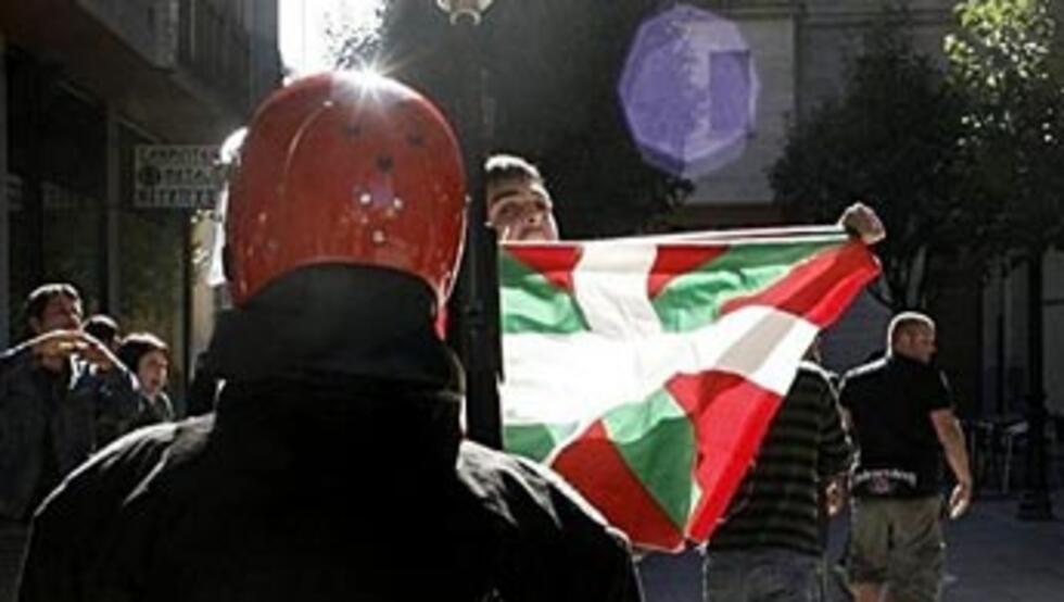 Attentat attribué à l'ETA au Pays Basque espagnol