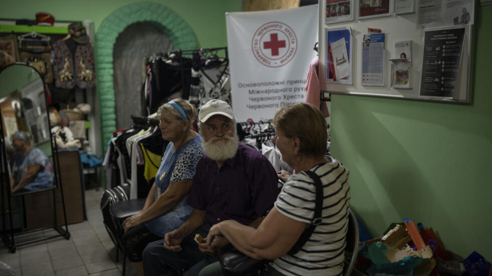 Ukraine orders evacuation of Kharkiv villages threatened by Russian attacks