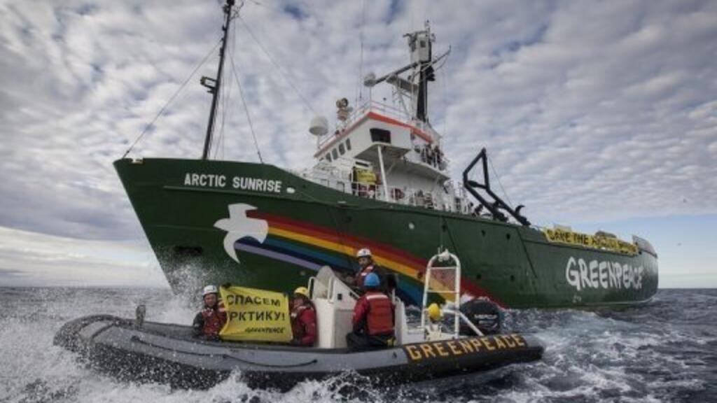 Russia charges five Greenpeace activists with piracy