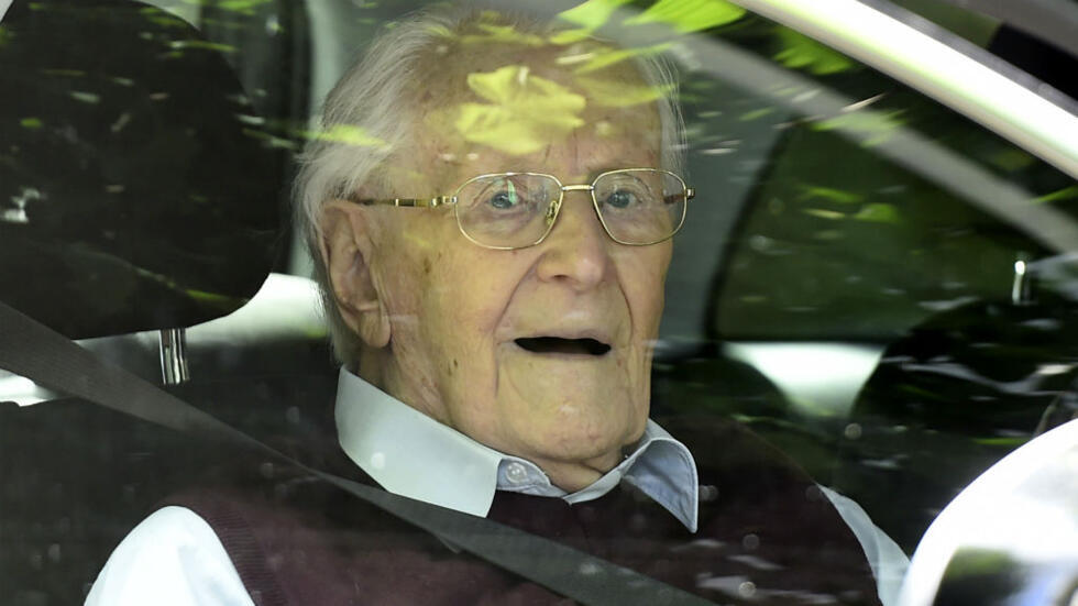 Oskar Groening, 'Bookkeeper of Auschwitz', dies aged 96