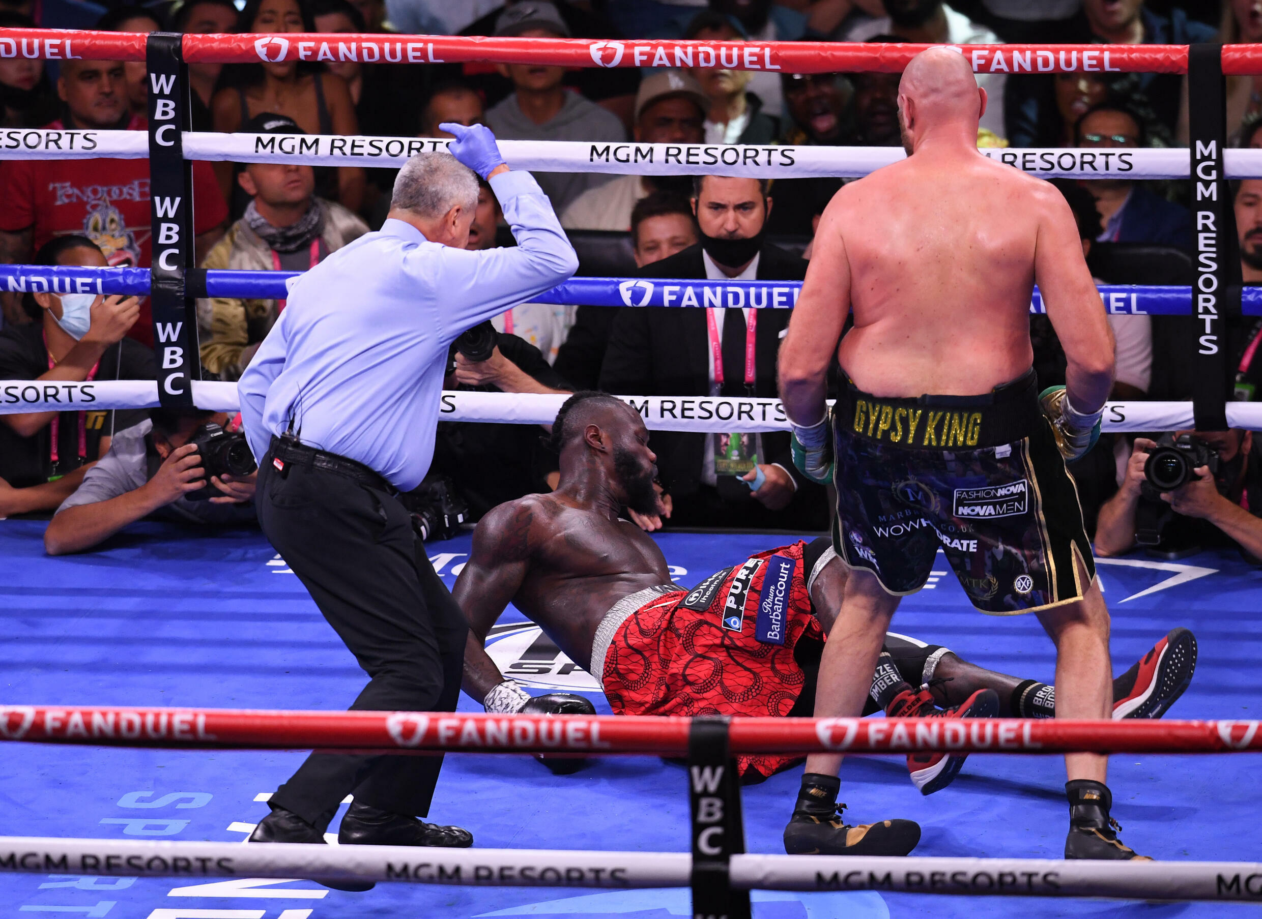 Fury knocks out Wilder to retain WBC crown in heavyweight classic ...