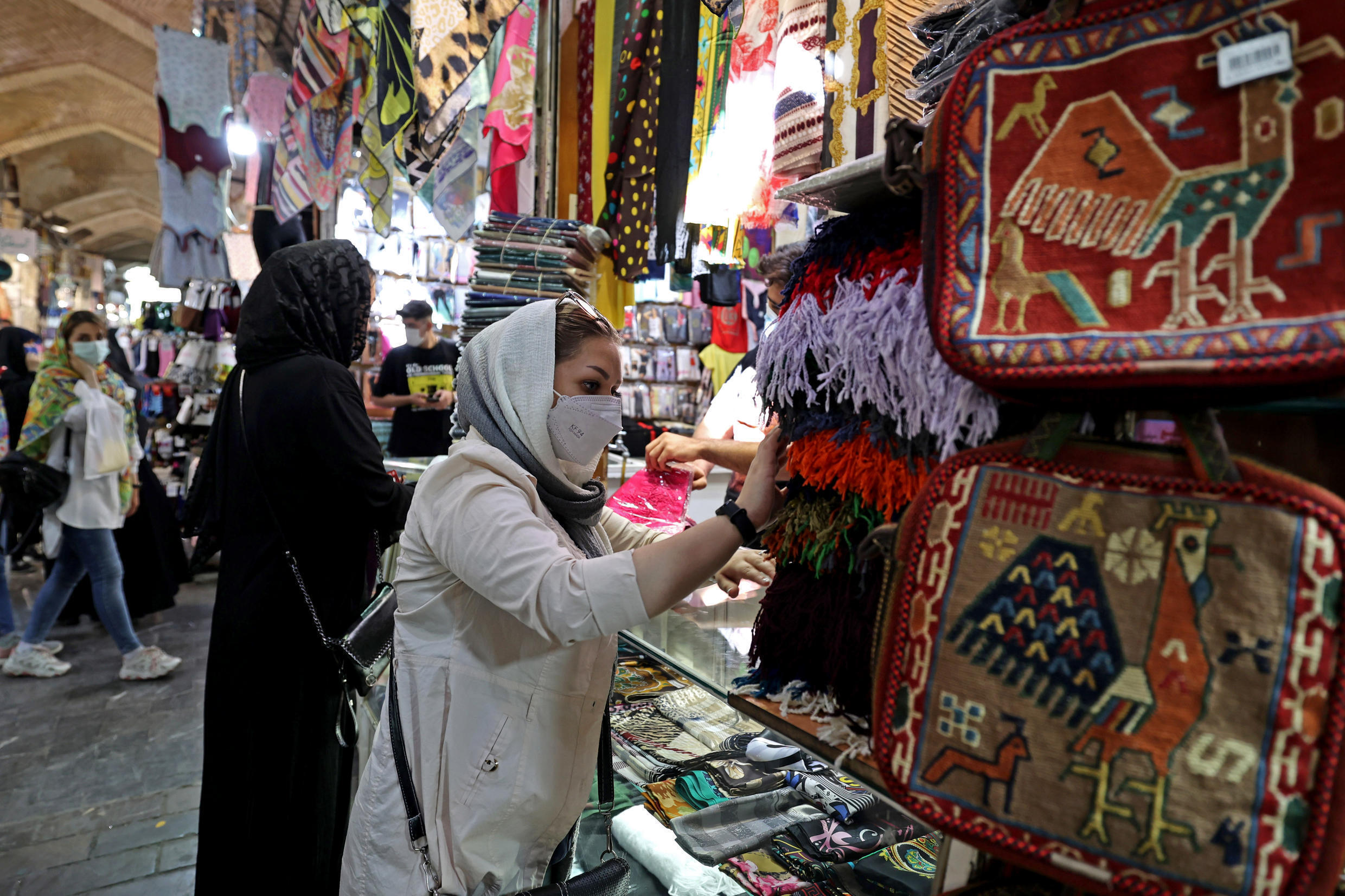 It’s the economy, stupid, says Iran’s shrinking middle class ahead of vote