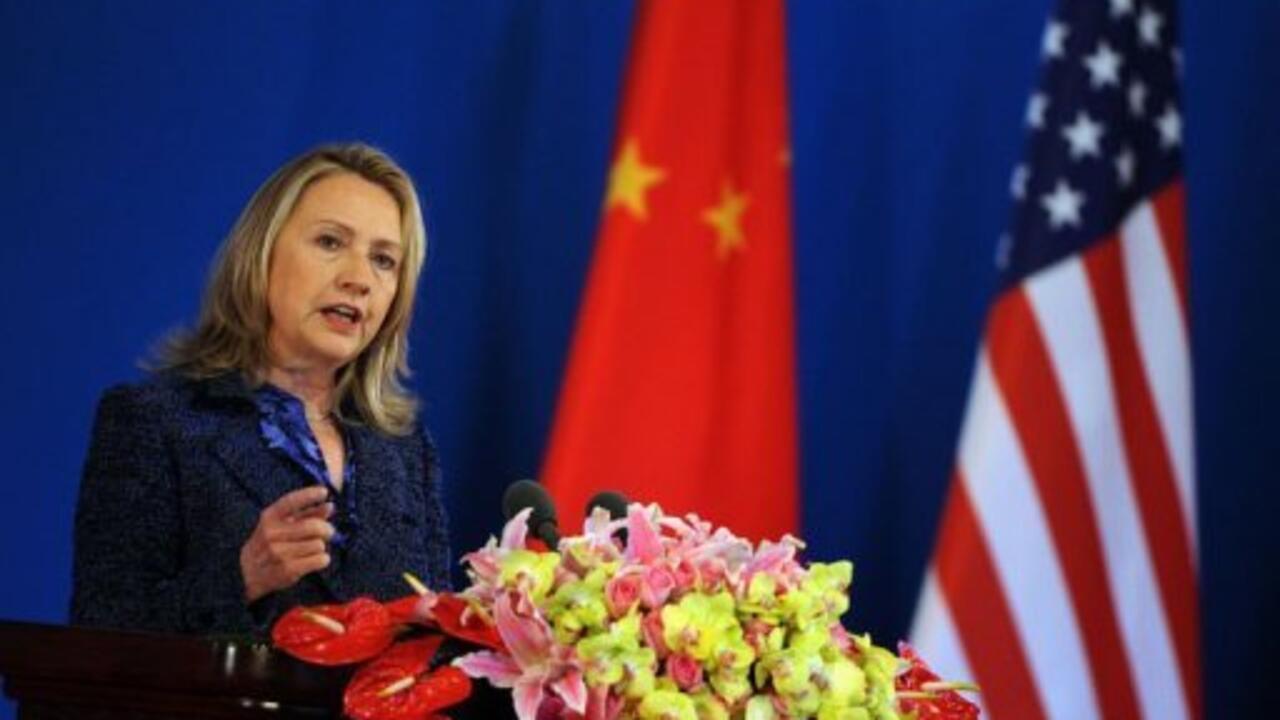 Clinton leaves Beijing without Chinese rights activist - France 24