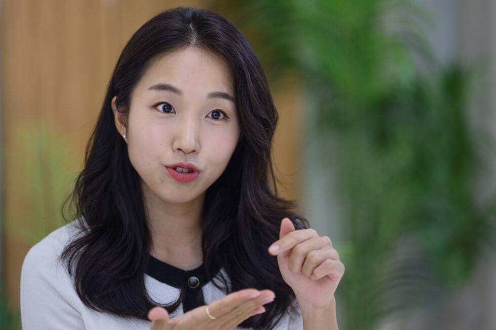 No new clothes: S. Korean climate activist targets hyperconsumption