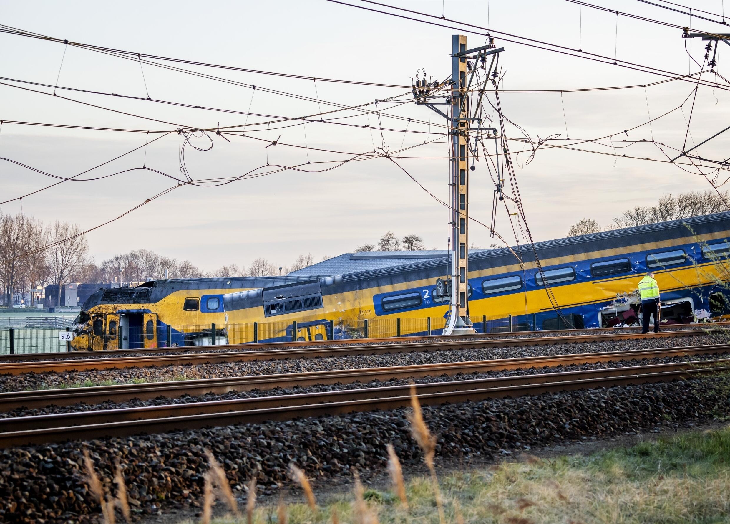 One dead after Dutch train hits crane