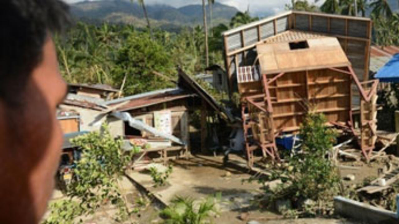Philippines typhoon death toll tops 1,000