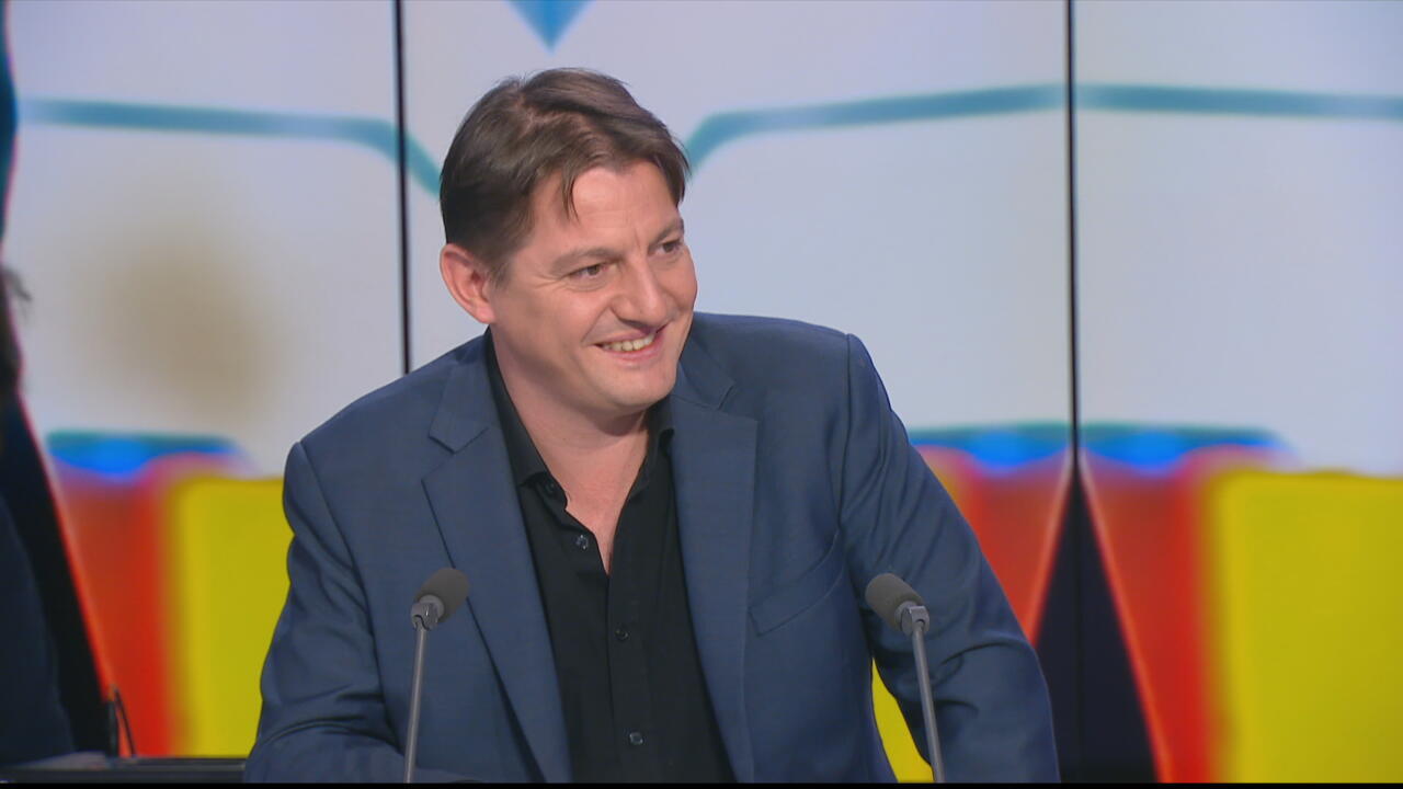 French jazz guitarist Hugo Lippi gets out of his comfort zone on his fourth album - arts24