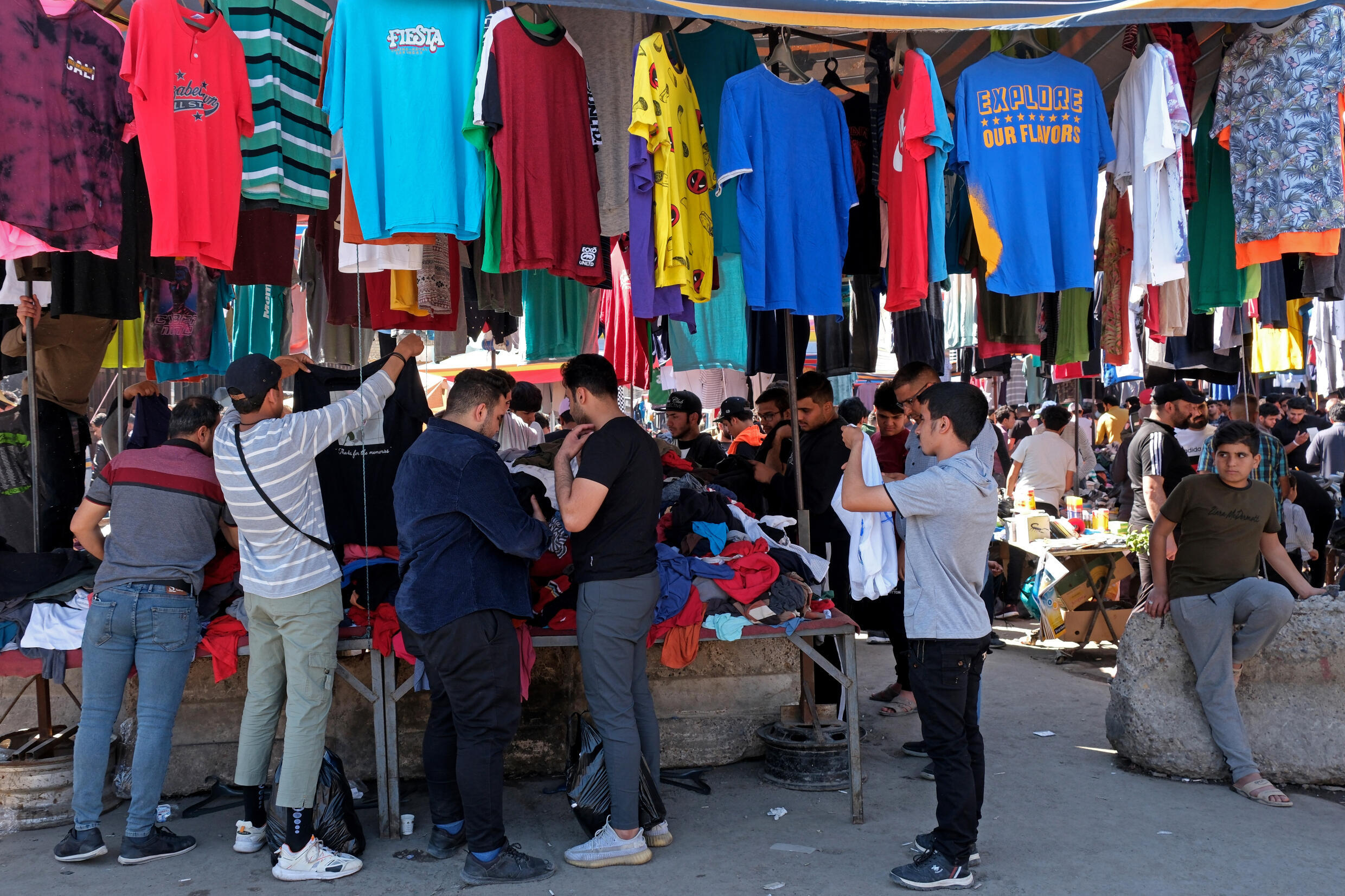 Iraq fashionistas champion climate-friendly vintage wear