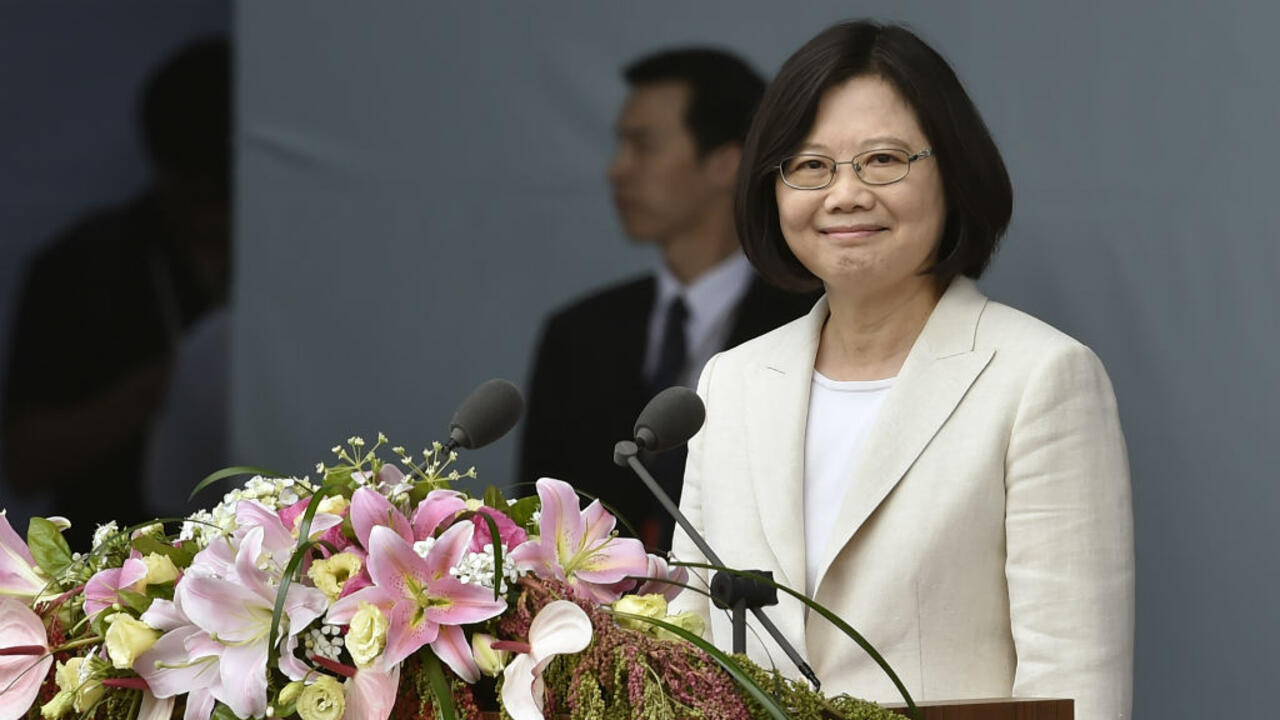 Taiwan swears in Tsai Ing-wen as first female president