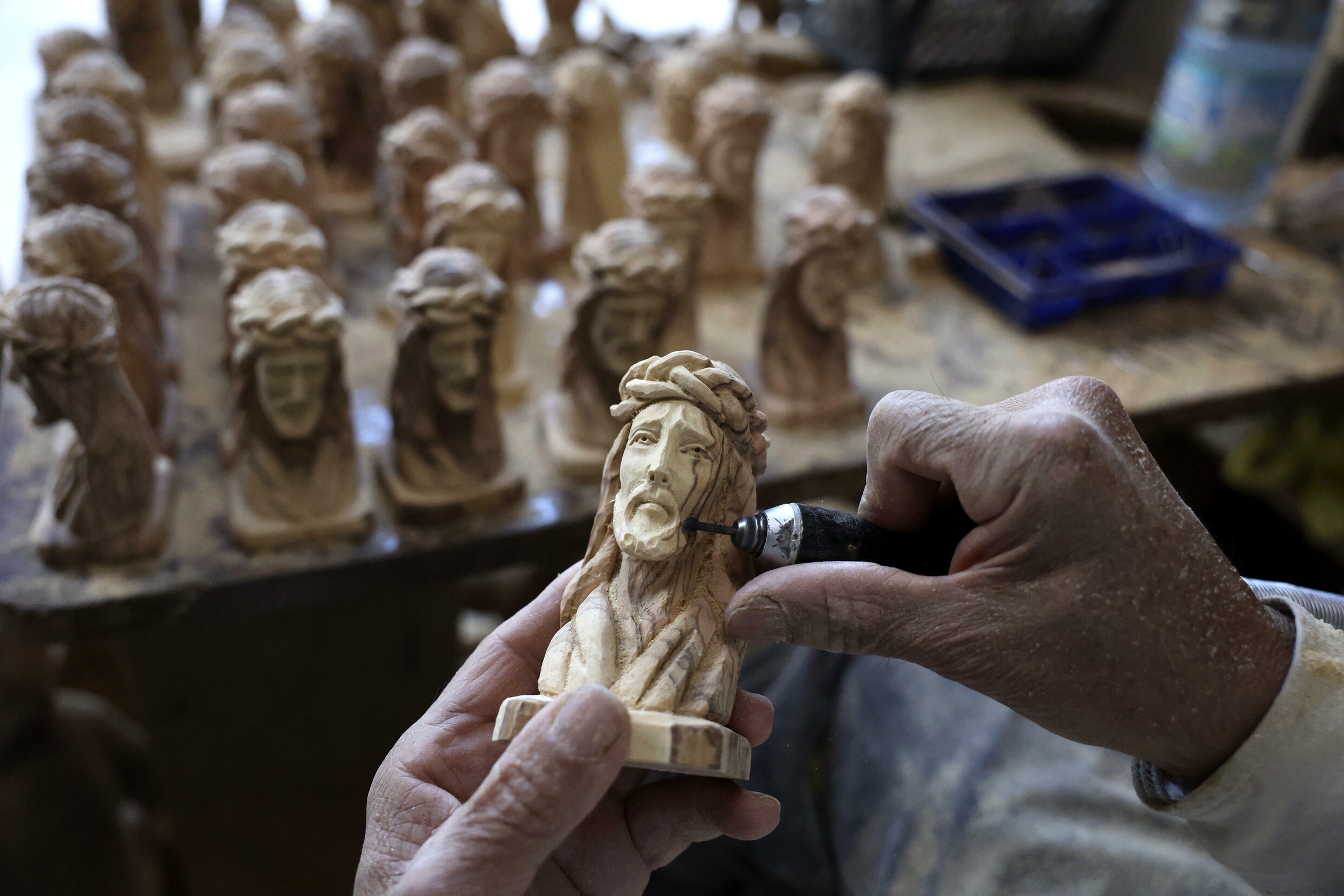 In Bethlehem, Omicron ruins hope for Christmas boom