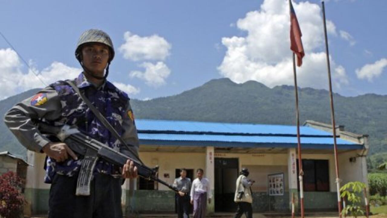 Burma declares emergency after sectarian riots - France 24