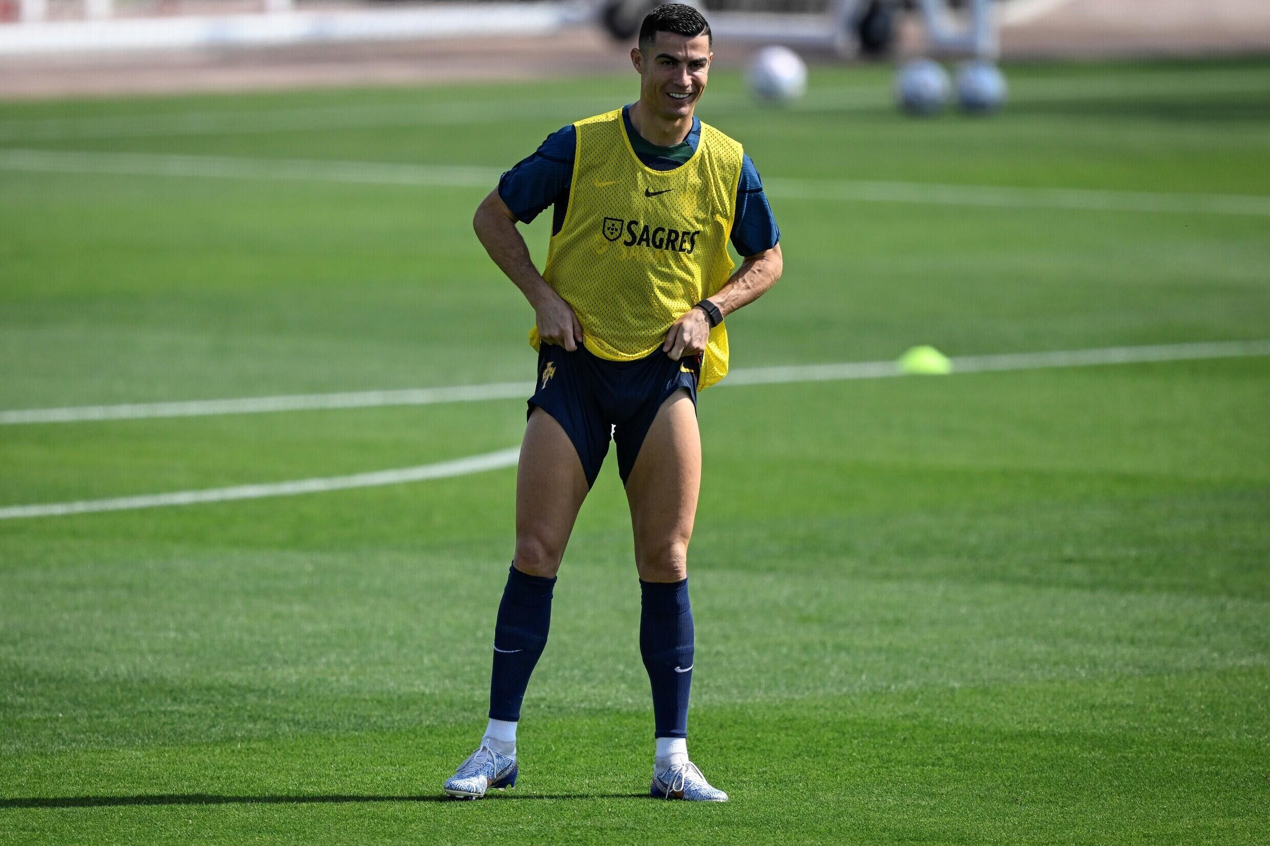 Favourites Brazil kick off World Cup bid as Ronaldo and Portugal enter fray