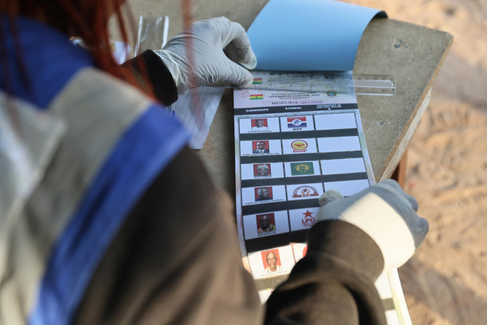 Ghana votes in tight presidential election race