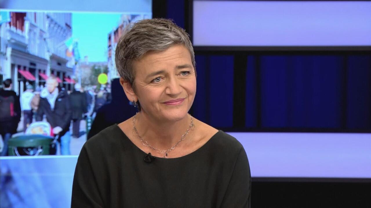 EU takes a bite out of Apple - Talking Europe