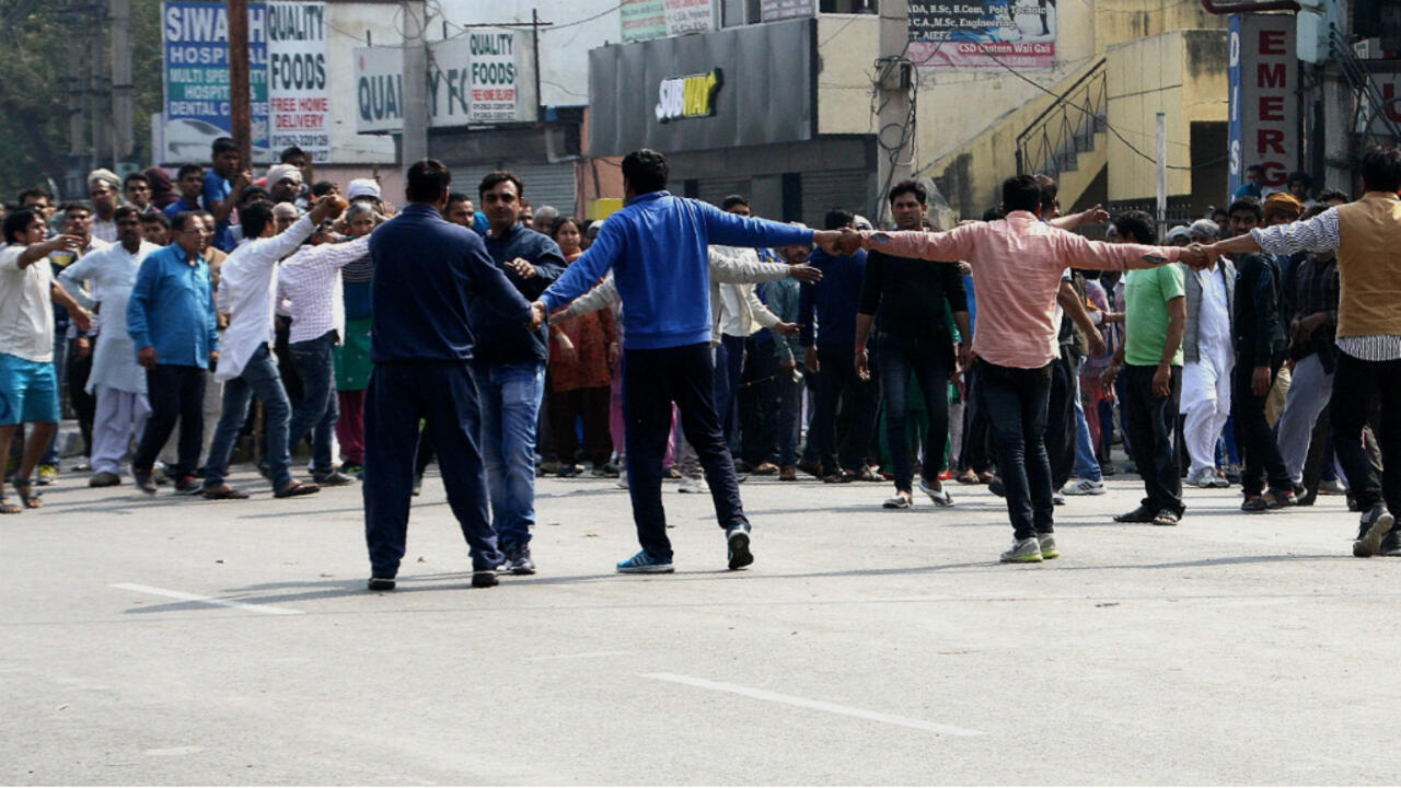 Le nord de l'Inde en voie d'apaisement après les émeutes de la caste ...