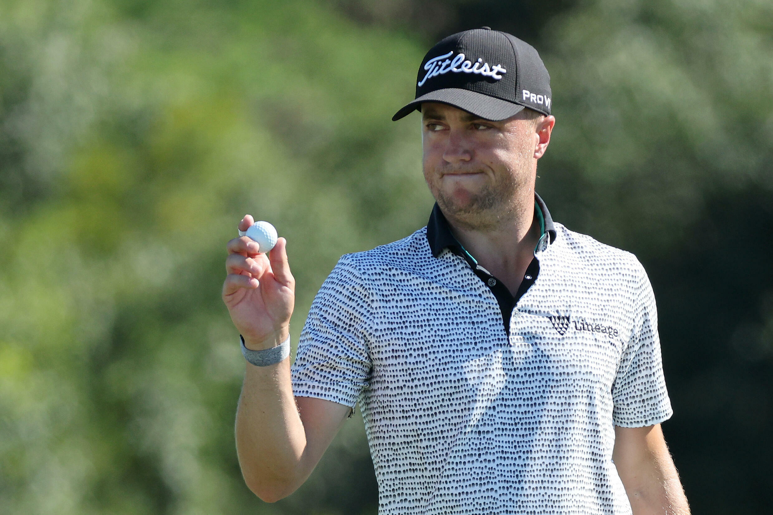 Record-equalling Rahm ties Smith for US PGA Tournament of Champions lead