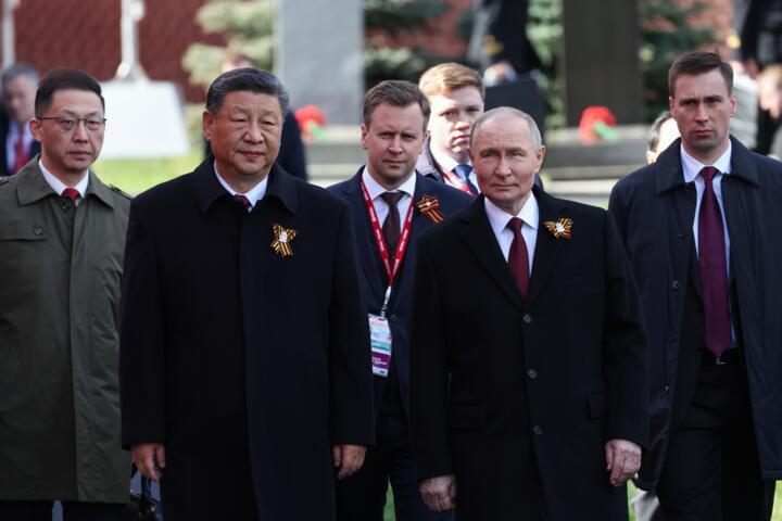 France, Poland sign treaty with mutual defence pledge