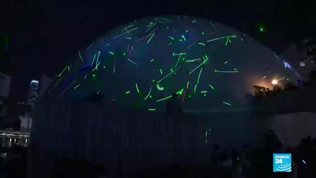 Hundreds take part in 'laser' protest in Hong Kong - France 24