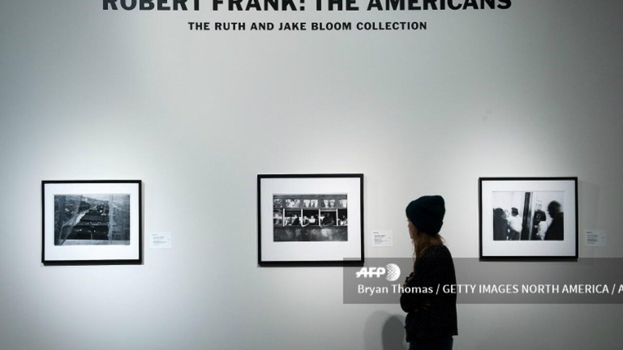 Pioneering photographer Robert Frank dies at 94