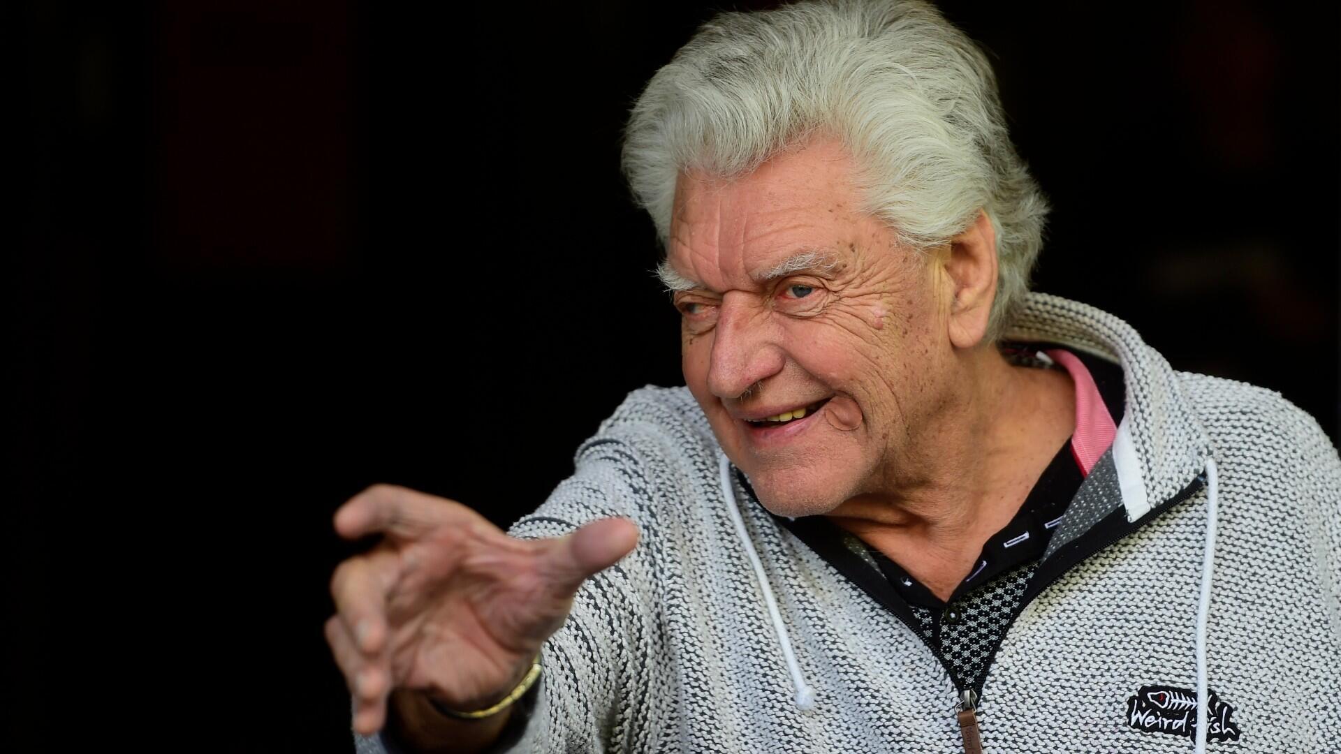 Fallece David Prowse, el actor que puso alma al Darth Vader original de ...