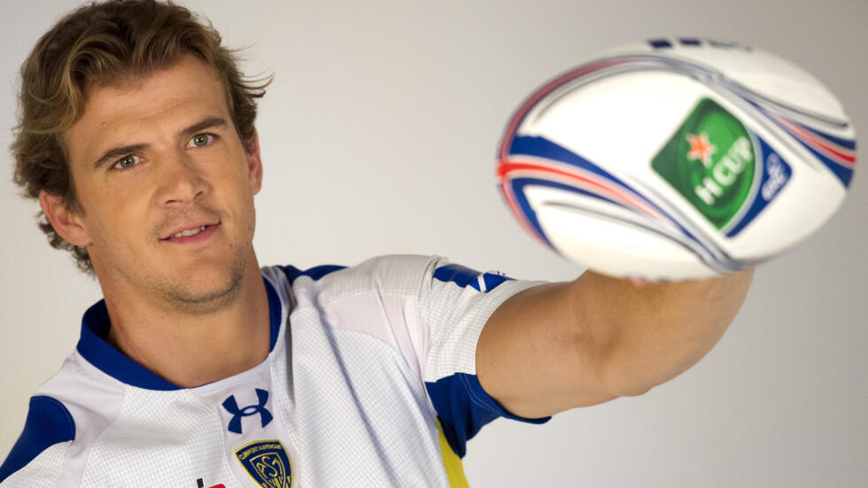 French rugby stars attacked with machetes and swords