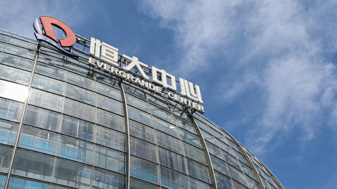 China's Evergrande shares plunge after major trade deal collapses