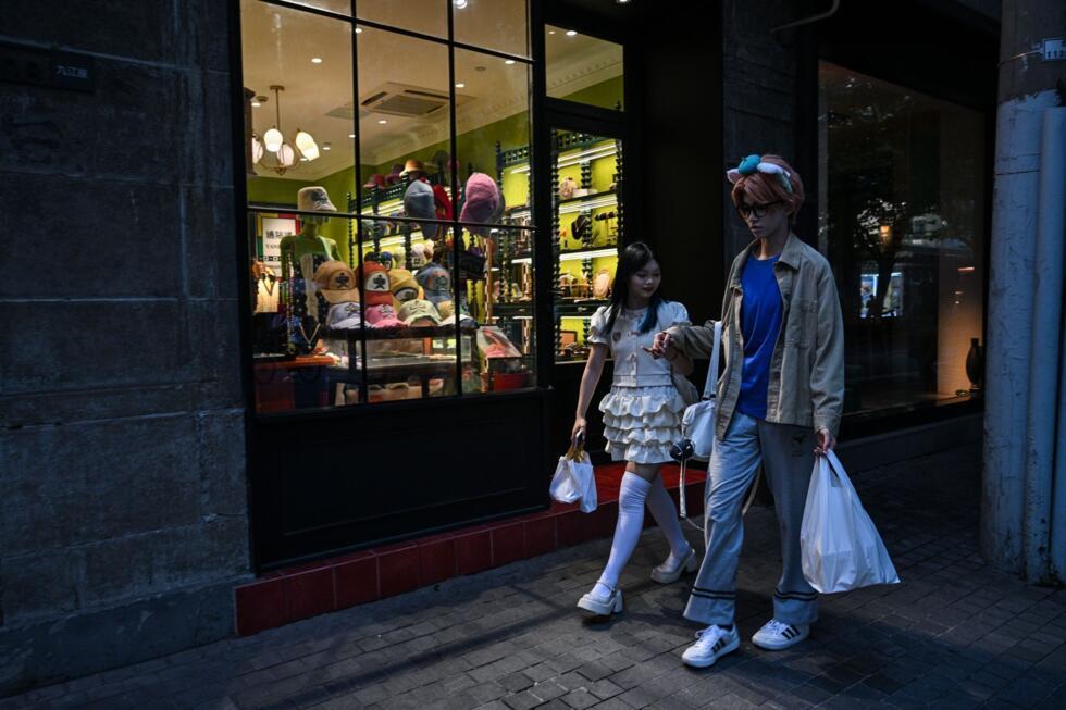 Young Chinese women hire female cosplayers to play dream men