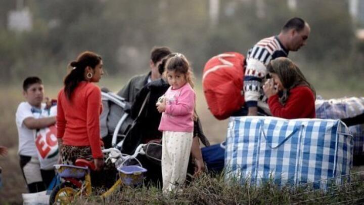 Minister cites crime statistics to justify Roma deportations - France 24